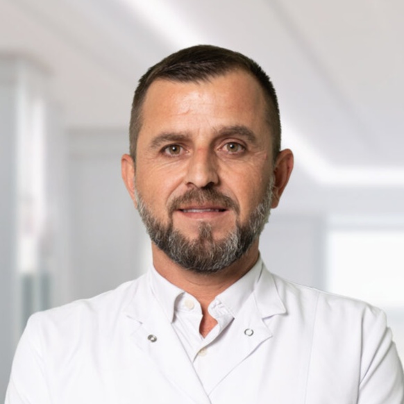 Dr. Fejzë Hoti